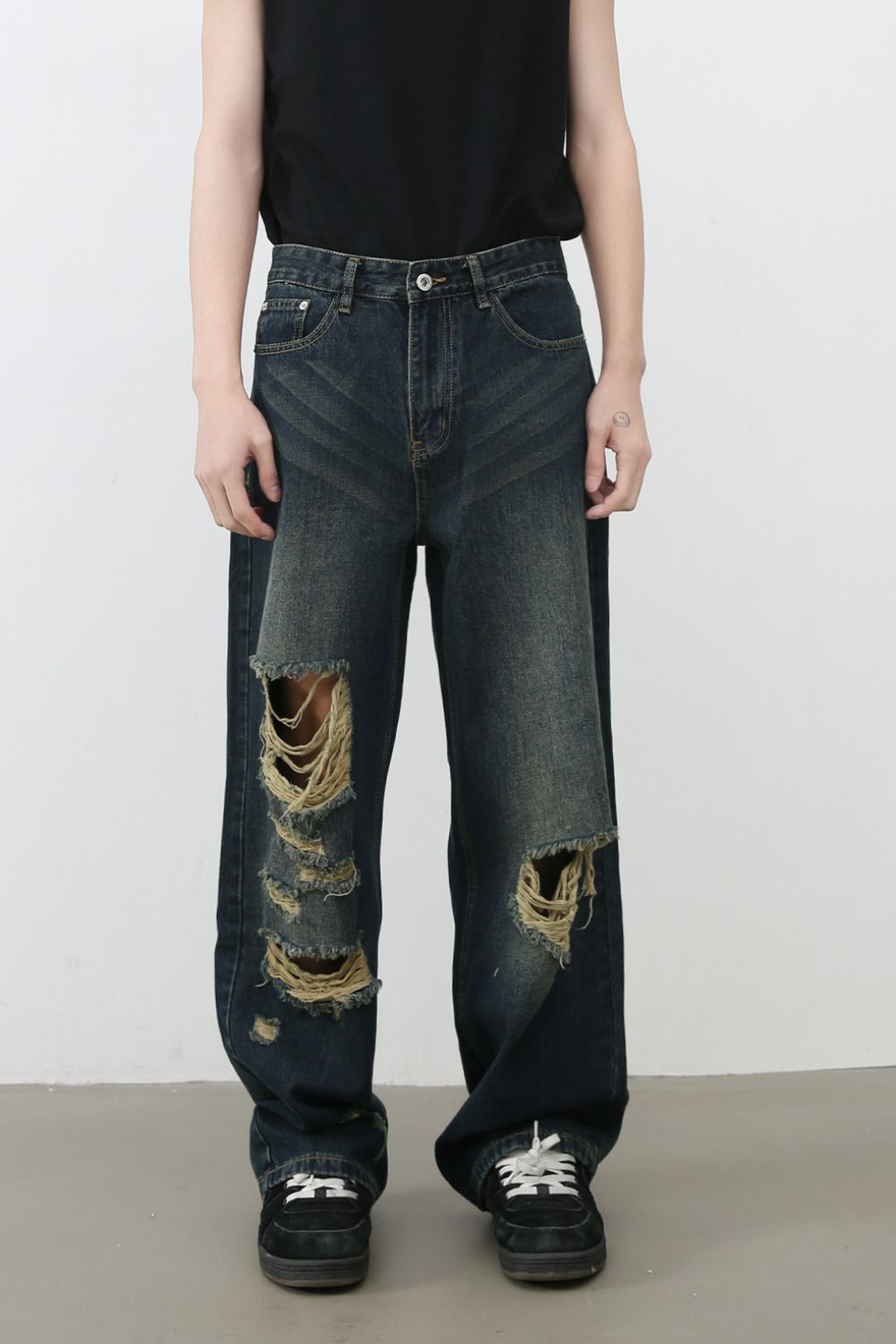 Men's Distressed Wide Leg Jeans – Beaverton Milestone Hobby
